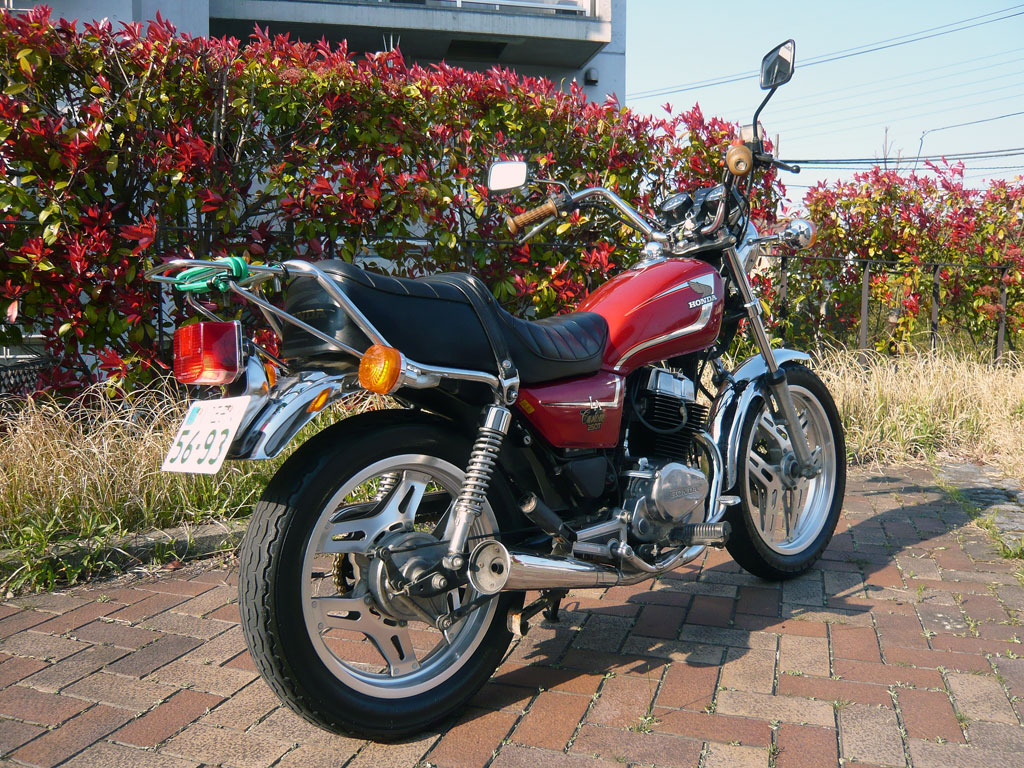 ホンダ 250T LAカスタム ホーク